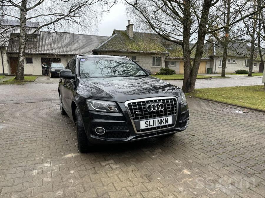 Black Audi Q5 2011 in Valmiera, with an engine capacity of 2.00 L and mileage of 415 thousand km for 2800 €, photo 1 on AUTOMOTO.COM.LV