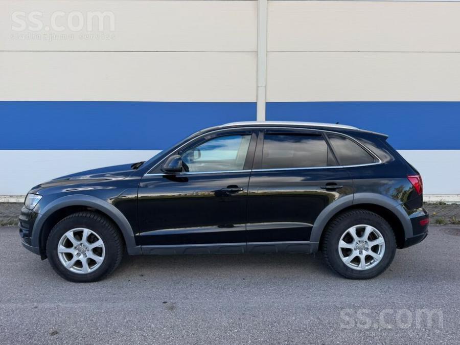 Melns Audi Q5 2011 Tukums, ar dzinēja tilpumu 2.00 L un nobraukumu 0 tūkst. km par 9800 €, foto 3 vietnē AUTOMOTO.COM.LV