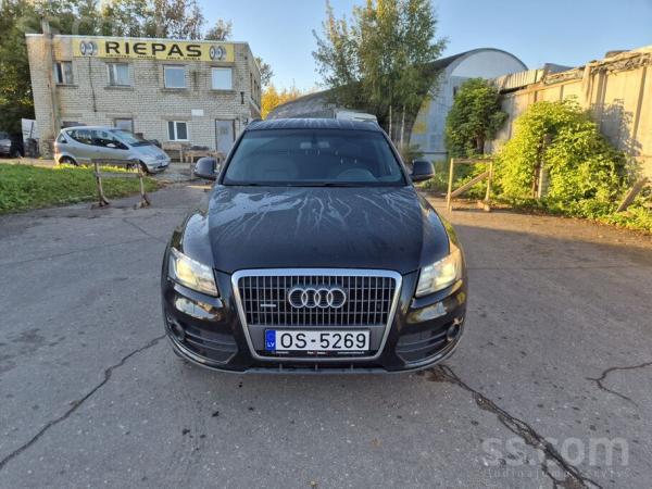 Melns Audi Q5 2011 Rīga, ar dzinēja tilpumu 2.00 L un nobraukumu 344 tūkst. km par 7990 €, foto 4 vietnē AUTOMOTO.COM.LV