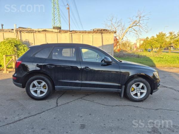 Melns Audi Q5 2011 Rīga, ar dzinēja tilpumu 2.00 L un nobraukumu 344 tūkst. km par 7990 €, foto 6 vietnē AUTOMOTO.COM.LV