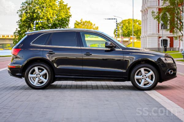 Black Audi Q5 2012 in Jelgava, with an engine capacity of 3.00 L and mileage of 0 thousand km for 13750 €, photo 4 on AUTOMOTO.COM.LV