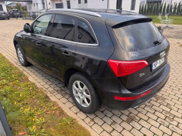 Melns Audi Q5 2012 Rīga, ar dzinēja tilpumu 3.20 L un nobraukumu 173 tūkst. km par 10300 €, foto 3 vietnē AUTOMOTO.COM.LV