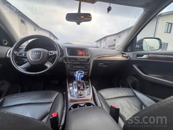 Melns Audi Q5 2012 Rīga, ar dzinēja tilpumu 3.20 L un nobraukumu 173 tūkst. km par 10300 €, foto 7 vietnē AUTOMOTO.COM.LV