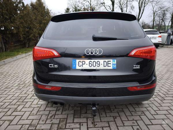 Melns Audi Q5 2012 Tauragė, ar dzinēja tilpumu 1.97 L un nobraukumu 236 tūkst. km par 8800 €, foto 2 vietnē AUTOMOTO.COM.LV