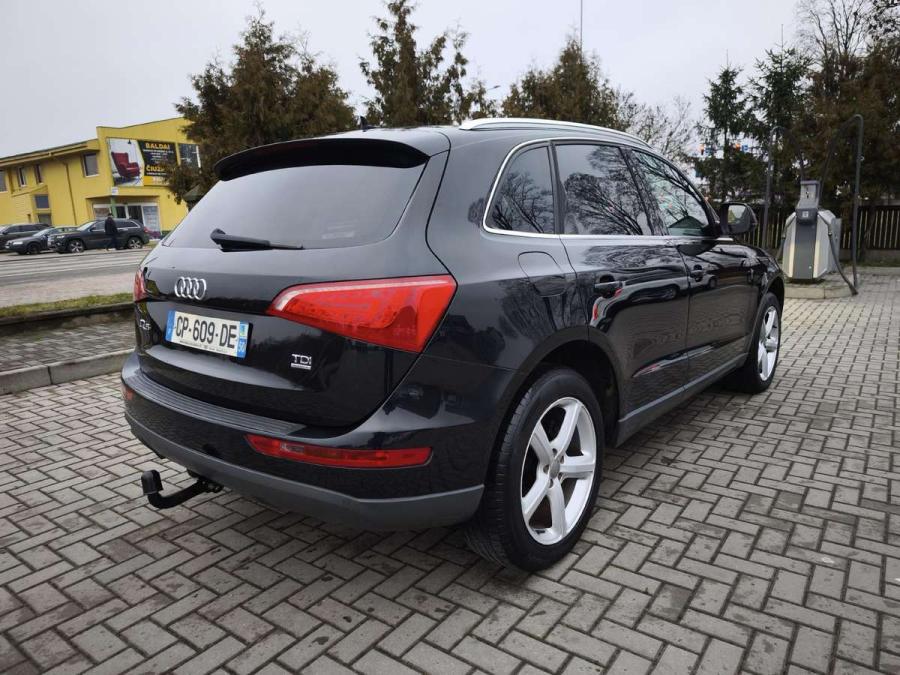 Black Audi Q5 2012 in Taurage, with an engine capacity of 1.97 L and mileage of 236 thousand km for 8800 €, photo 3 on AUTOMOTO.COM.LV