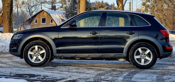 Black Audi Q5 2012 in Prienai, with an engine capacity of 1.97 L and mileage of 320 thousand km for 8750 €, photo 6 on AUTOMOTO.COM.LV