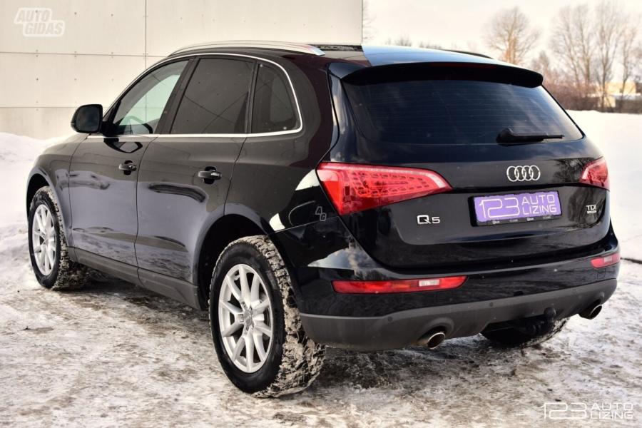 Black Audi Q5 2012 in Kretinga, with an engine capacity of 3.00 L and mileage of 254 thousand km for 10750 €, photo 6 on AUTOMOTO.COM.LV