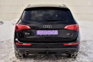 Black Audi Q5 2012 in Kretinga, with an engine capacity of 3.00 L and mileage of 254 thousand km for 10750 €, photo 8 on AUTOMOTO.COM.LV