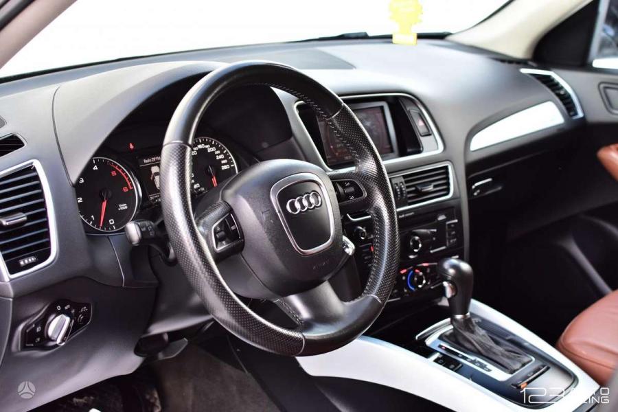Black Audi Q5 2012 in Kretinga, with an engine capacity of 3.00 L and mileage of 254 thousand km for 10750 €, photo 22 on AUTOMOTO.COM.LV