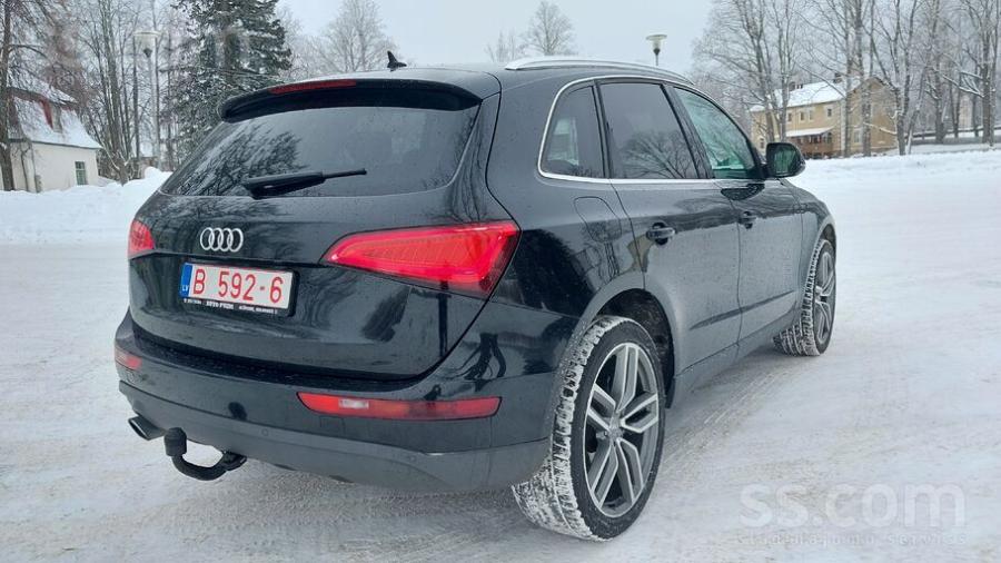 Black Audi Q5 2012 in Aluksne, with an engine capacity of 2.00 L and mileage of 0 thousand km for 11700 €, photo 9 on AUTOMOTO.COM.LV