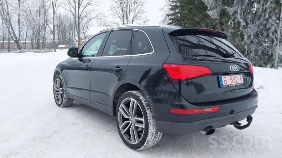 Black Audi Q5 2012 in Aluksne, with an engine capacity of 2.00 L and mileage of 0 thousand km for 11700 €, photo 10 on AUTOMOTO.COM.LV