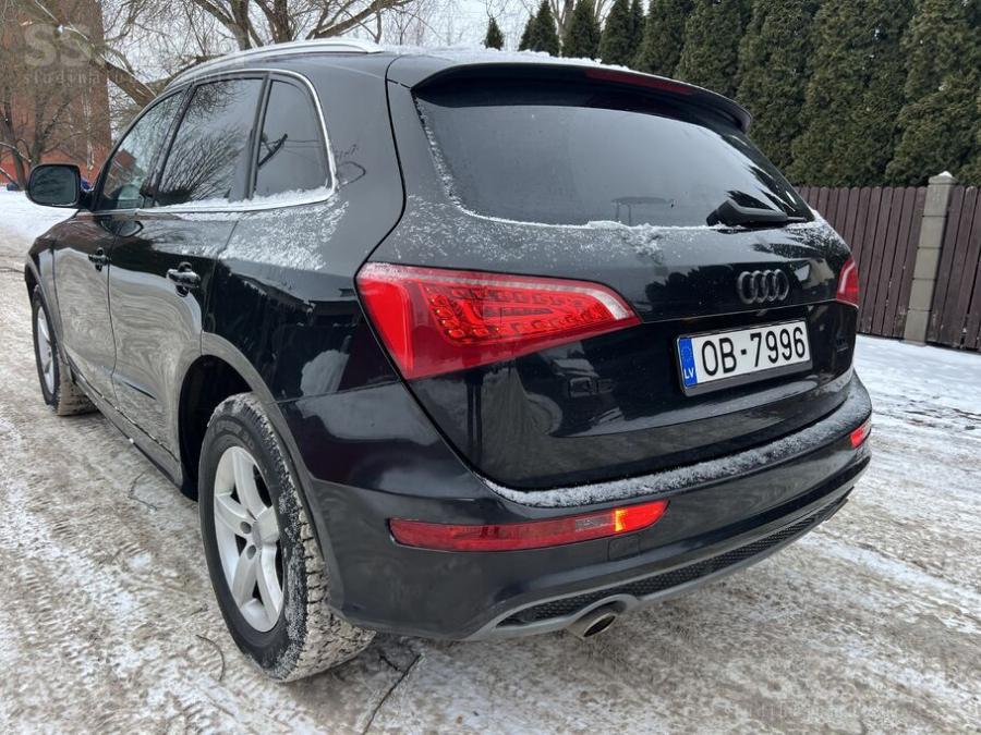 Black Audi Q5 2012 in Riga, with an engine capacity of 3.00 L and mileage of 287 thousand km for 10550 €, photo 11 on AUTOMOTO.COM.LV