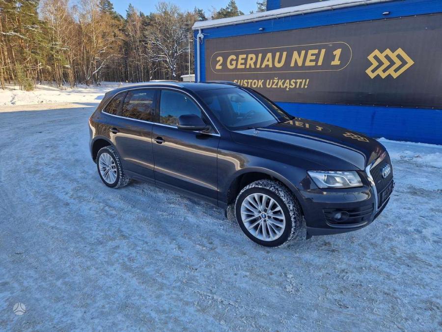 Black Audi Q5 2012 in Silute, with an engine capacity of 1.97 L and mileage of 165 thousand km for 11000 €, photo 3 on AUTOMOTO.COM.LV