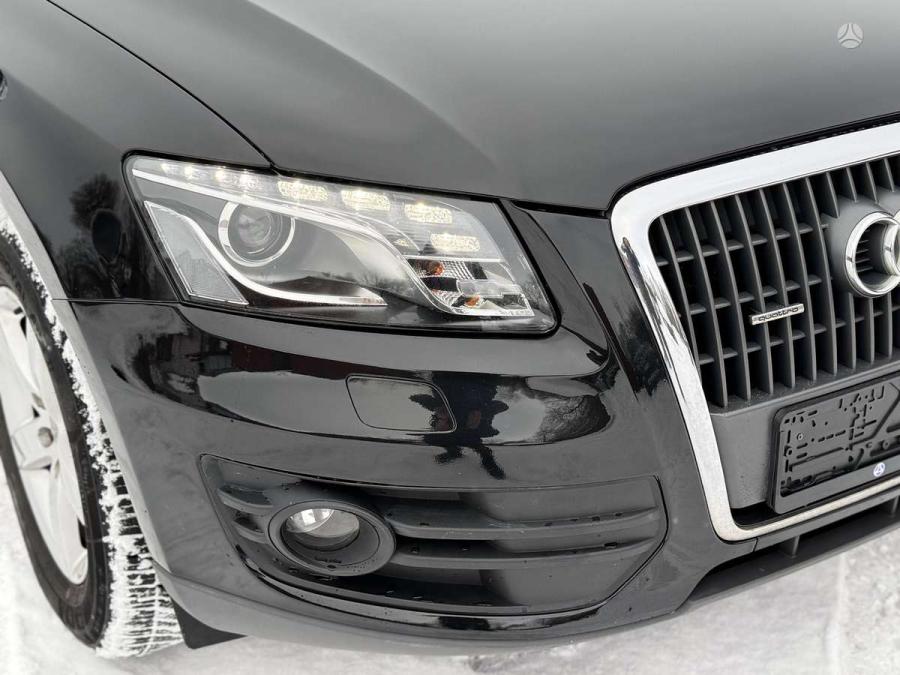 Black Audi Q5 2012 in Ukmerge, with an engine capacity of 1.97 L and mileage of 297 thousand km for 9300 €, photo 13 on AUTOMOTO.COM.LV