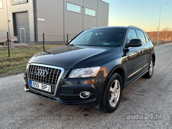 Black Audi Q5 2012 in Tallinn, with an engine capacity of 2.00 L and mileage of 377 thousand km for 12000 €, photo 3 on AUTOMOTO.COM.LV