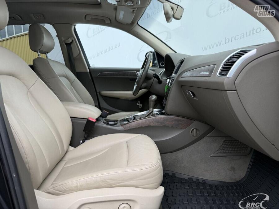 Black Audi Q5 2012 in Avizieniai, with an engine capacity of 3.20 L and mileage of 160 thousand km for 6900 €, photo 10 on AUTOMOTO.COM.LV