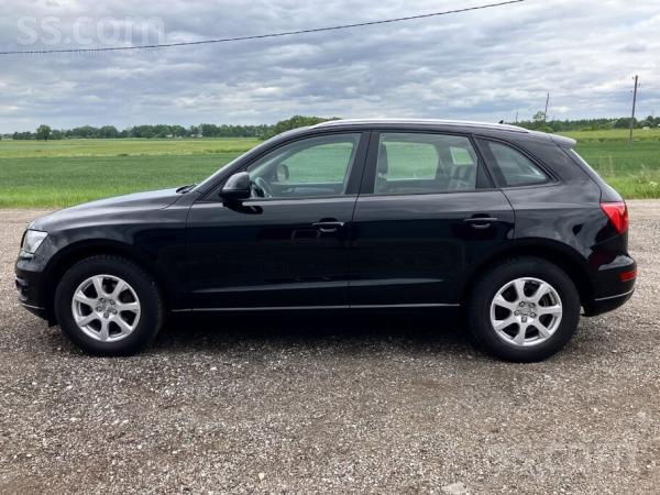 Black Audi Q5 2012 in Talsi, with an engine capacity of 2.00 L and mileage of 234 thousand km for 11999 €, photo 6 on AUTOMOTO.COM.LV
