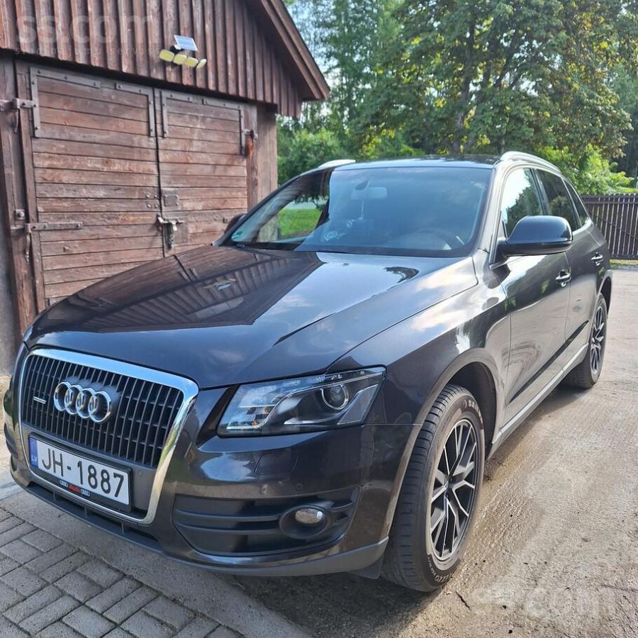Melns Audi Q5 2012 Valmiera, ar dzinēja tilpumu 2.00 L un nobraukumu 227 tūkst. km par 12300 €, foto 5 vietnē AUTOMOTO.COM.LV