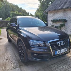 Melns Audi Q5 2012 Valmiera, ar dzinēja tilpumu 2.00 L un nobraukumu 227 tūkst. km par 12300 €, foto 7 vietnē AUTOMOTO.COM.LV