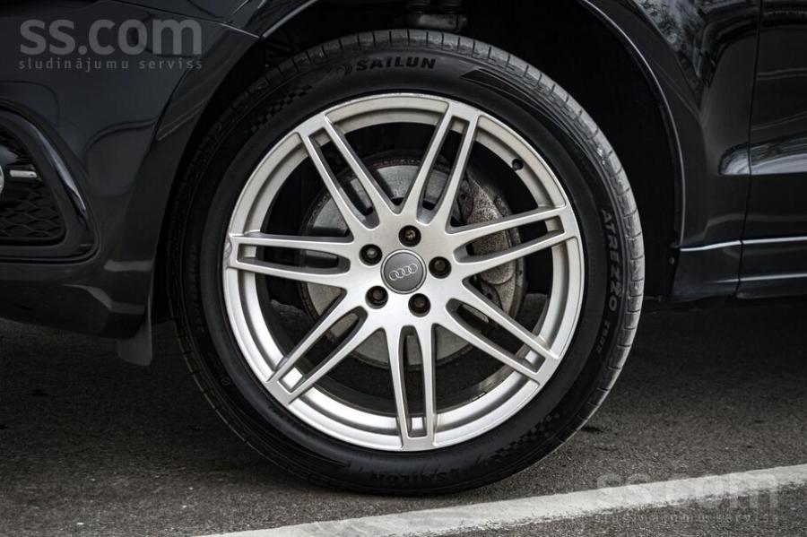 Black Audi Q5 2012 in Riga, with an engine capacity of 3.00 L and mileage of 0 thousand km for 14500 €, photo 8 on AUTOMOTO.COM.LV