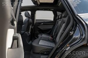 Black Audi Q5 2012 in Riga, with an engine capacity of 3.00 L and mileage of 0 thousand km for 14500 €, photo 14 on AUTOMOTO.COM.LV