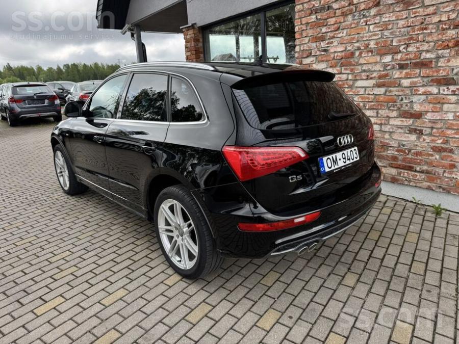 Melns Audi Q5 2012 Talsi, ar dzinēja tilpumu 2.00 L un nobraukumu 217 tūkst. km par 12800 €, foto 4 vietnē AUTOMOTO.COM.LV