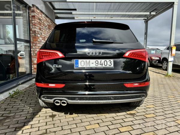 Melns Audi Q5 2012 Talsi, ar dzinēja tilpumu 2.00 L un nobraukumu 217 tūkst. km par 12800 €, foto 4 vietnē AUTOMOTO.COM.LV