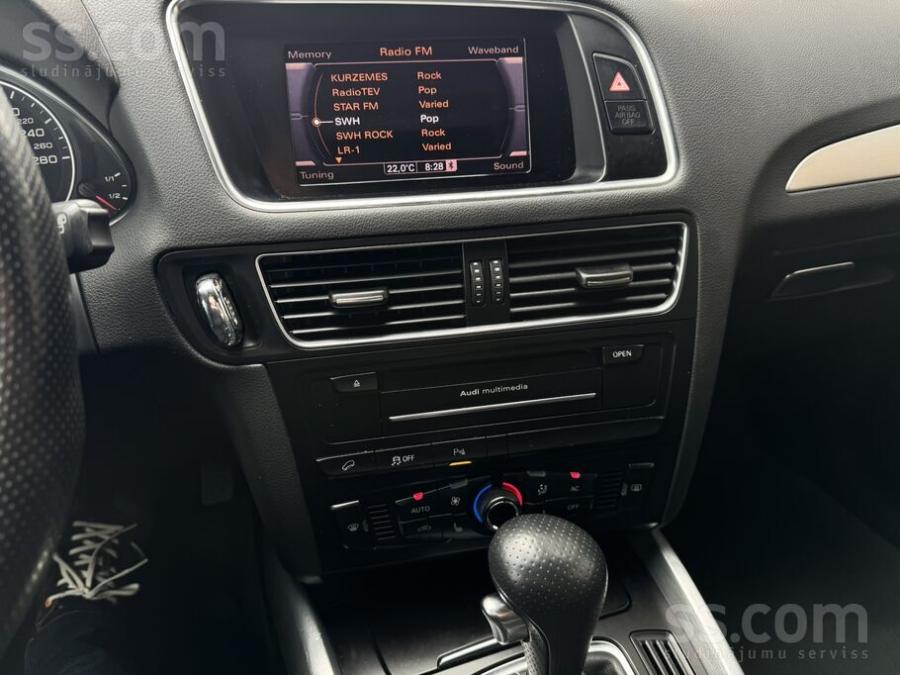 Melns Audi Q5 2012 Talsi, ar dzinēja tilpumu 2.00 L un nobraukumu 217 tūkst. km par 12800 €, foto 17 vietnē AUTOMOTO.COM.LV