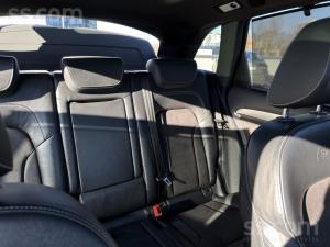 Black Audi Q5 2012 in Riga, with an engine capacity of 2.00 L and mileage of 270 thousand km for 13900 €, photo 13 on AUTOMOTO.COM.LV