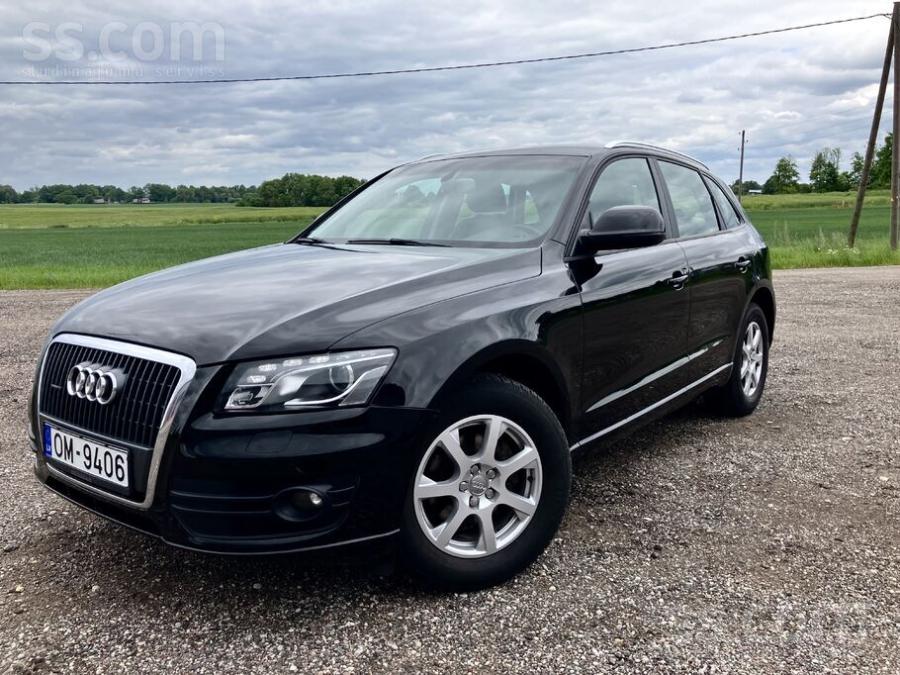 Black Audi Q5 2012 in Talsi, with an engine capacity of 2.00 L and mileage of 234 thousand km for 11999 €, photo 8 on AUTOMOTO.COM.LV