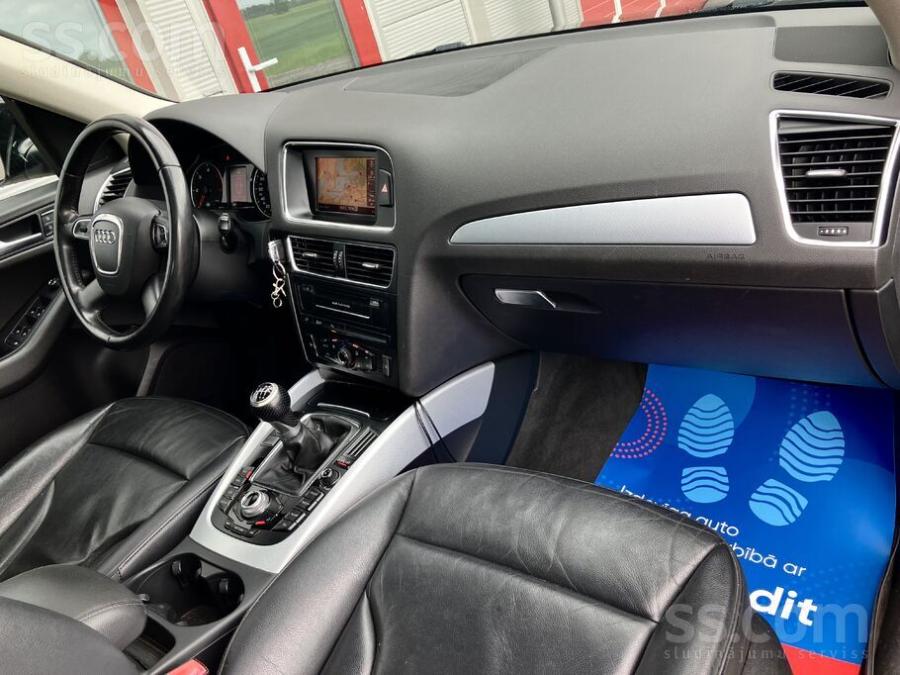 Black Audi Q5 2012 in Talsi, with an engine capacity of 2.00 L and mileage of 234 thousand km for 11999 €, photo 18 on AUTOMOTO.COM.LV