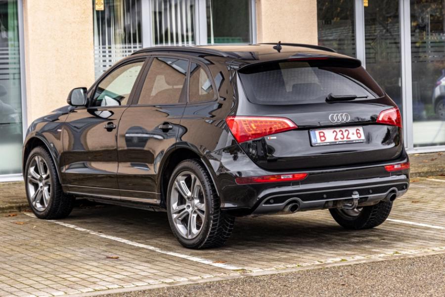 Melns Audi Q5 2012 Rīga, ar dzinēja tilpumu 2.00 L un nobraukumu 266 tūkst. km par 11690 €, foto 18 vietnē AUTOMOTO.COM.LV