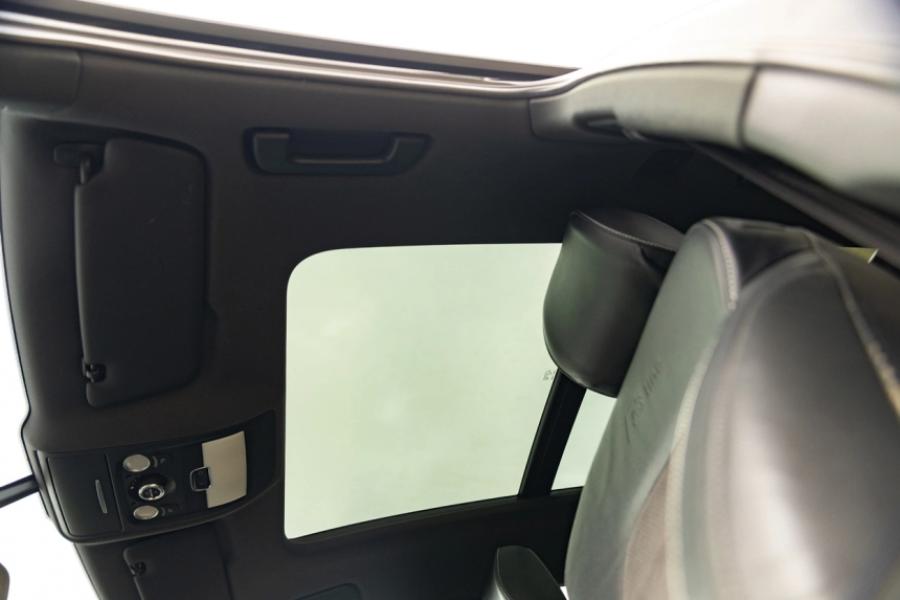 Melns Audi Q5 2012 Rīga, ar dzinēja tilpumu 2.00 L un nobraukumu 266 tūkst. km par 11690 €, foto 32 vietnē AUTOMOTO.COM.LV