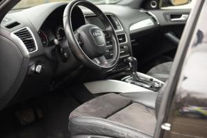 Melns Audi Q5 2012 Rīga, ar dzinēja tilpumu 2.00 L un nobraukumu 266 tūkst. km par 11690 €, foto 44 vietnē AUTOMOTO.COM.LV