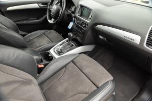 Melns Audi Q5 2012 Rīga, ar dzinēja tilpumu 2.00 L un nobraukumu 266 tūkst. km par 11690 €, foto 47 vietnē AUTOMOTO.COM.LV