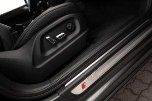 Melns Audi Q5 2012 Rīga, ar dzinēja tilpumu 2.00 L un nobraukumu 266 tūkst. km par 11690 €, foto 54 vietnē AUTOMOTO.COM.LV