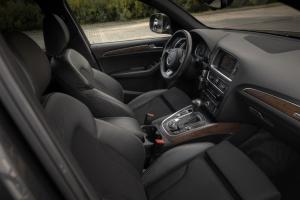 Melns Audi Q5 2012 Rīga, ar dzinēja tilpumu 2.00 L un nobraukumu 266 tūkst. km par 11690 €, foto 55 vietnē AUTOMOTO.COM.LV