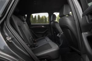 Melns Audi Q5 2012 Rīga, ar dzinēja tilpumu 2.00 L un nobraukumu 266 tūkst. km par 11690 €, foto 60 vietnē AUTOMOTO.COM.LV