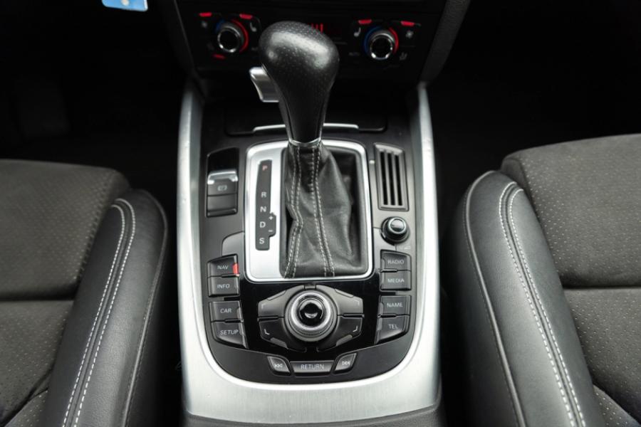 Melns Audi Q5 2012 Rīga, ar dzinēja tilpumu 2.00 L un nobraukumu 266 tūkst. km par 11690 €, foto 66 vietnē AUTOMOTO.COM.LV