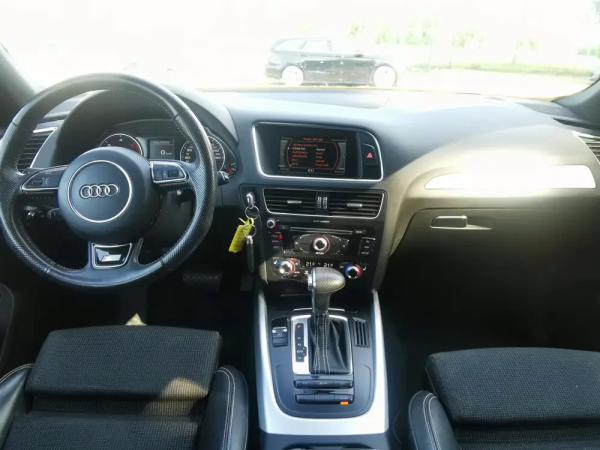Black Audi Q5 2012 in Kuldiga, with an engine capacity of 3.00 L and mileage of 222 thousand km for 12880 €, photo 7 on AUTOMOTO.COM.LV