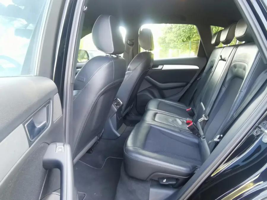 Melns Audi Q5 2012 Kuldīga, ar dzinēja tilpumu 3.00 L un nobraukumu 222 tūkst. km par 12880 €, foto 9 vietnē AUTOMOTO.COM.LV