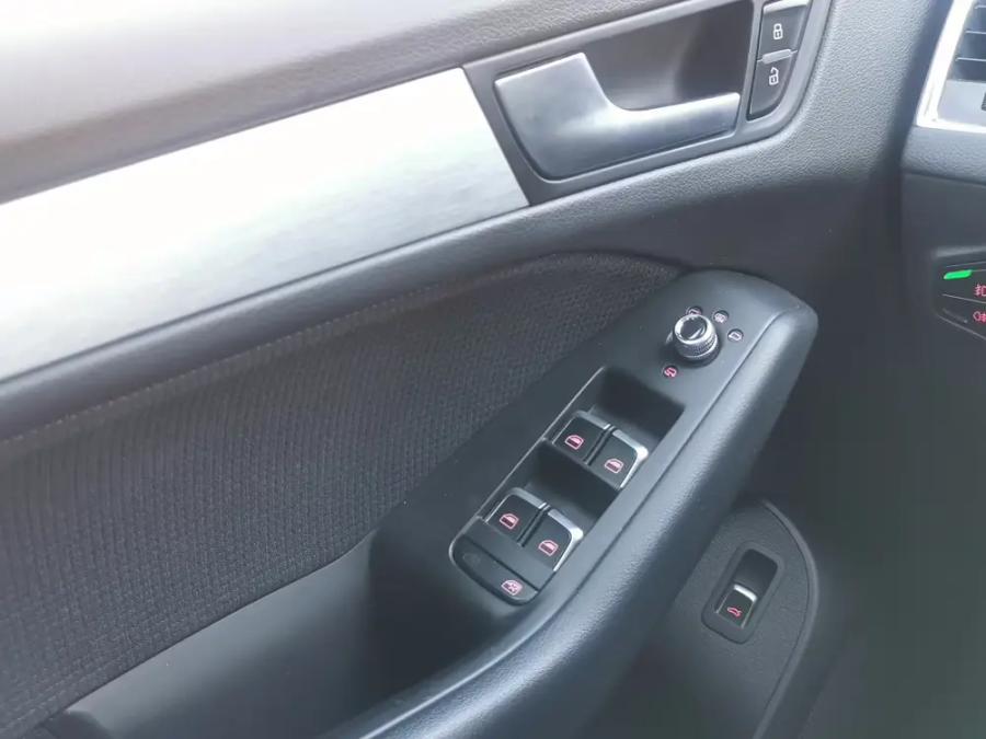 Melns Audi Q5 2012 Kuldīga, ar dzinēja tilpumu 3.00 L un nobraukumu 222 tūkst. km par 12880 €, foto 18 vietnē AUTOMOTO.COM.LV
