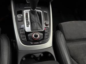 Melns Audi Q5 2012 Rīga, ar dzinēja tilpumu 2.00 L un nobraukumu 285 tūkst. km par 9900 €, foto 15 vietnē AUTOMOTO.COM.LV