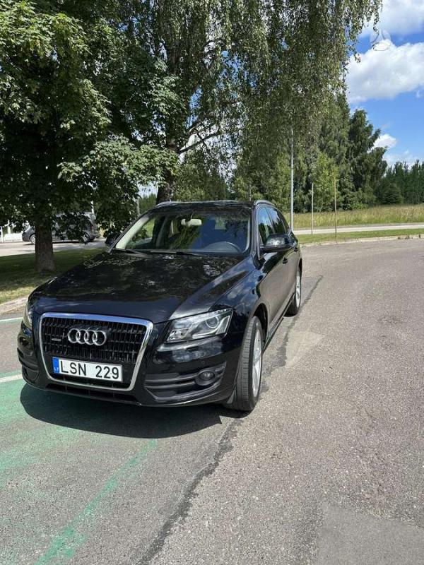 Melns Audi Q5 2012 Tauragė, ar dzinēja tilpumu 2.97 L un nobraukumu 266 tūkst. km par 8600 €, foto 2 vietnē AUTOMOTO.COM.LV