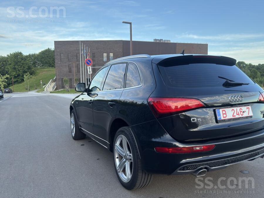 Black Audi Q5 2012 in Rezekne, with an engine capacity of 2.00 L and mileage of 243 thousand km for 13700 €, photo 8 on AUTOMOTO.COM.LV