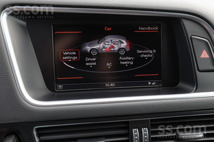 Melns Audi Q5 2012 Jelgava, ar dzinēja tilpumu 3.00 L un nobraukumu 0 tūkst. km par 13500 €, foto 19 vietnē AUTOMOTO.COM.LV