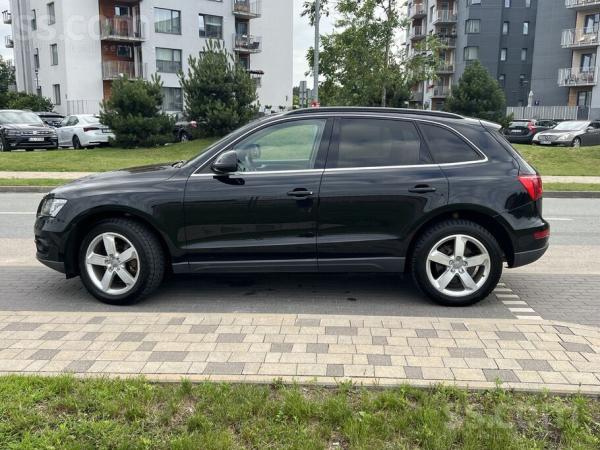 Black Audi Q5 2012 in Riga, with an engine capacity of 3.00 L and mileage of 325 thousand km for 5900 €, photo 6 on AUTOMOTO.COM.LV