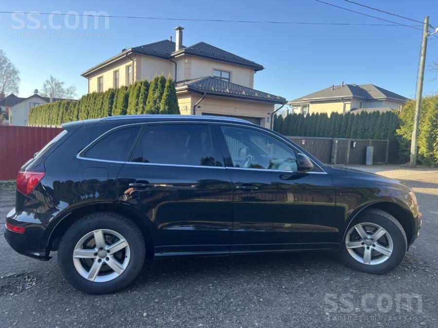Melns Audi Q5 2012 Rīga, ar dzinēja tilpumu 3.00 L un nobraukumu 287 tūkst. km par 10350 €, foto 5 vietnē AUTOMOTO.COM.LV