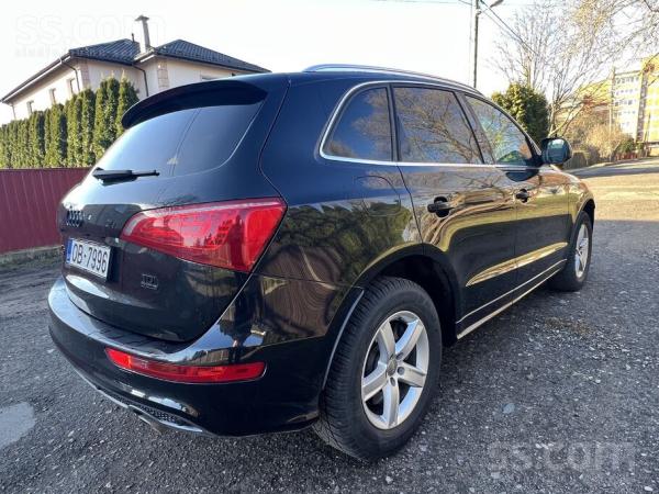 Black Audi Q5 2012 in Riga, with an engine capacity of 3.00 L and mileage of 287 thousand km for 10350 €, photo 10 on AUTOMOTO.COM.LV