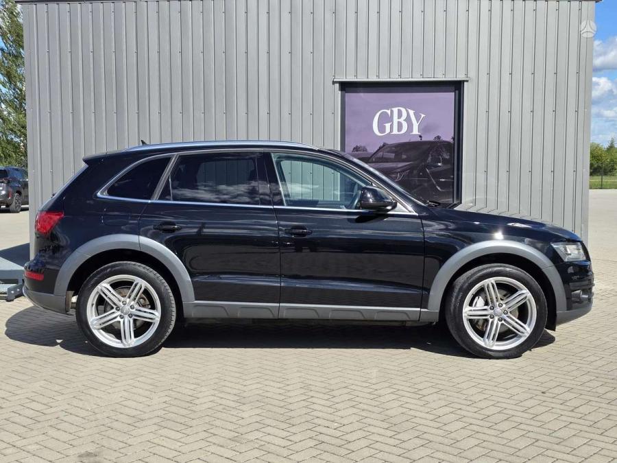 Black Audi Q5 2012 in Taurage, with an engine capacity of 2.97 L and mileage of 288 thousand km for 10900 €, photo 8 on AUTOMOTO.COM.LV